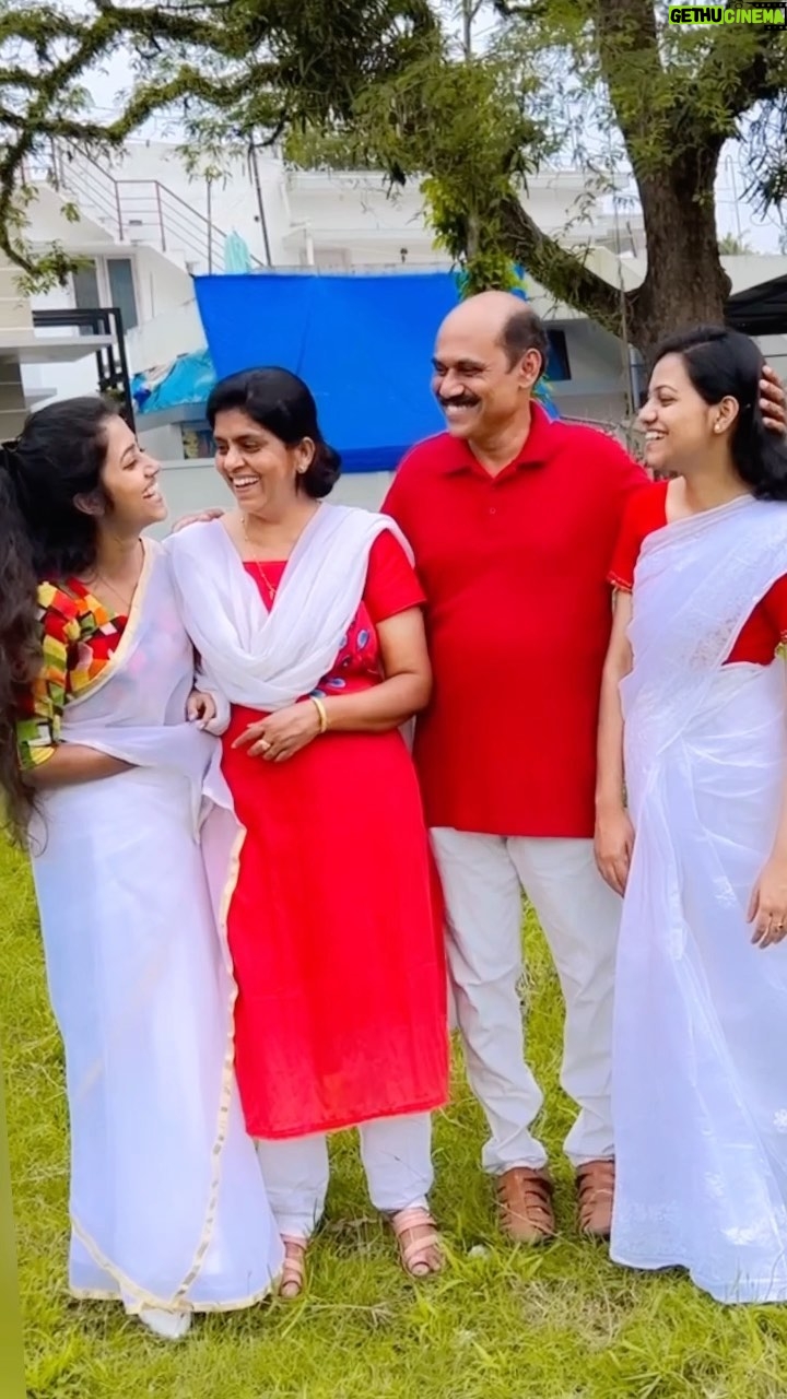 Manjusha Martin Instagram – My Heaven ️‍🔥My Family ,the one n only one ...