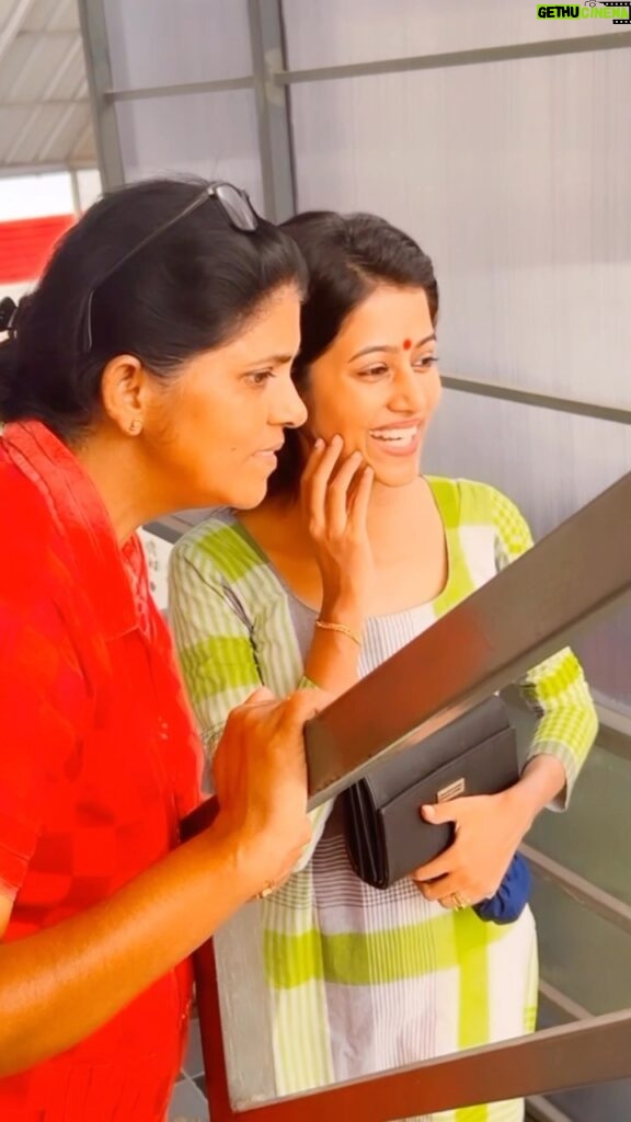 Actress Manjusha Martin HD Instagram Photos and Wallpapers April 2023 ...