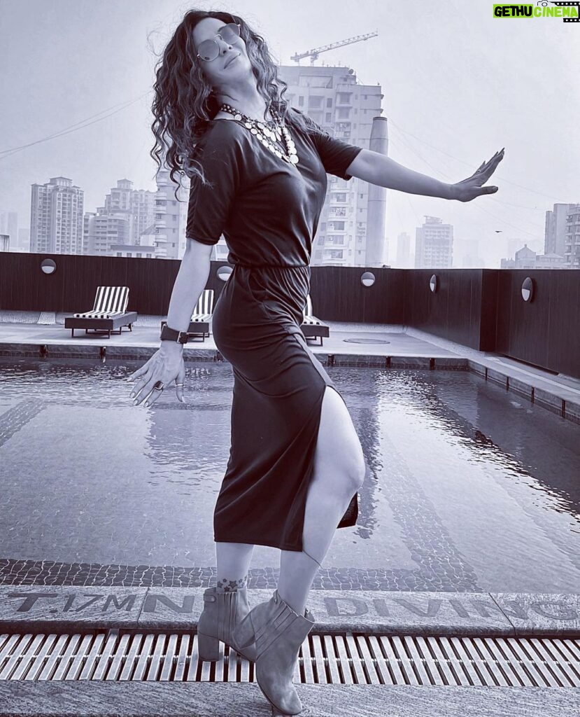 Actress Mrinal Deshraj HD Instagram Photos and Wallpapers May 2023 ...