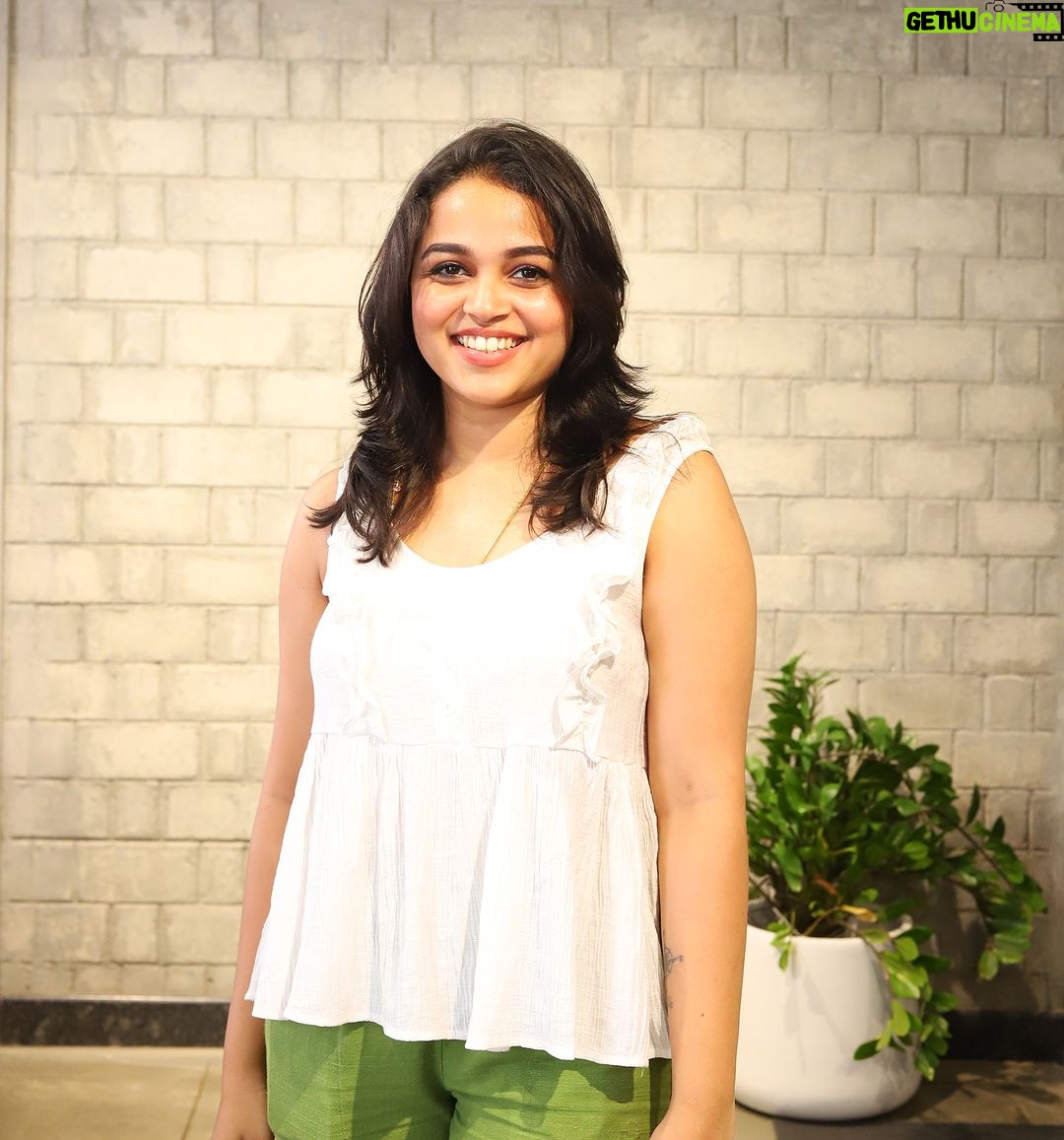 Actress Nakshatra Murthy HD Instagram Photos and Wallpapers June 2024 ...