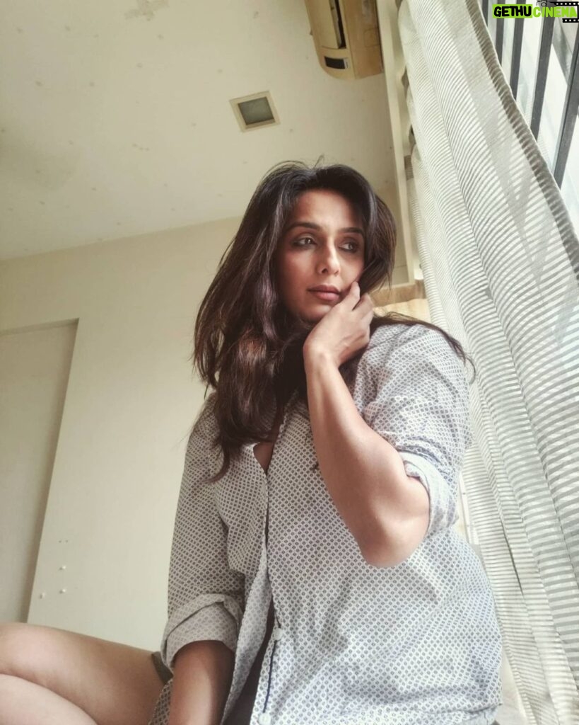 Actress Niyati Joshi HD Instagram Photos and Wallpapers January 2022 ...