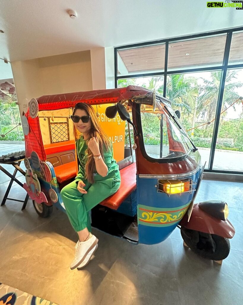 Actress Poonam Mishra HD Instagram Photos and Wallpapers December 2023 ...