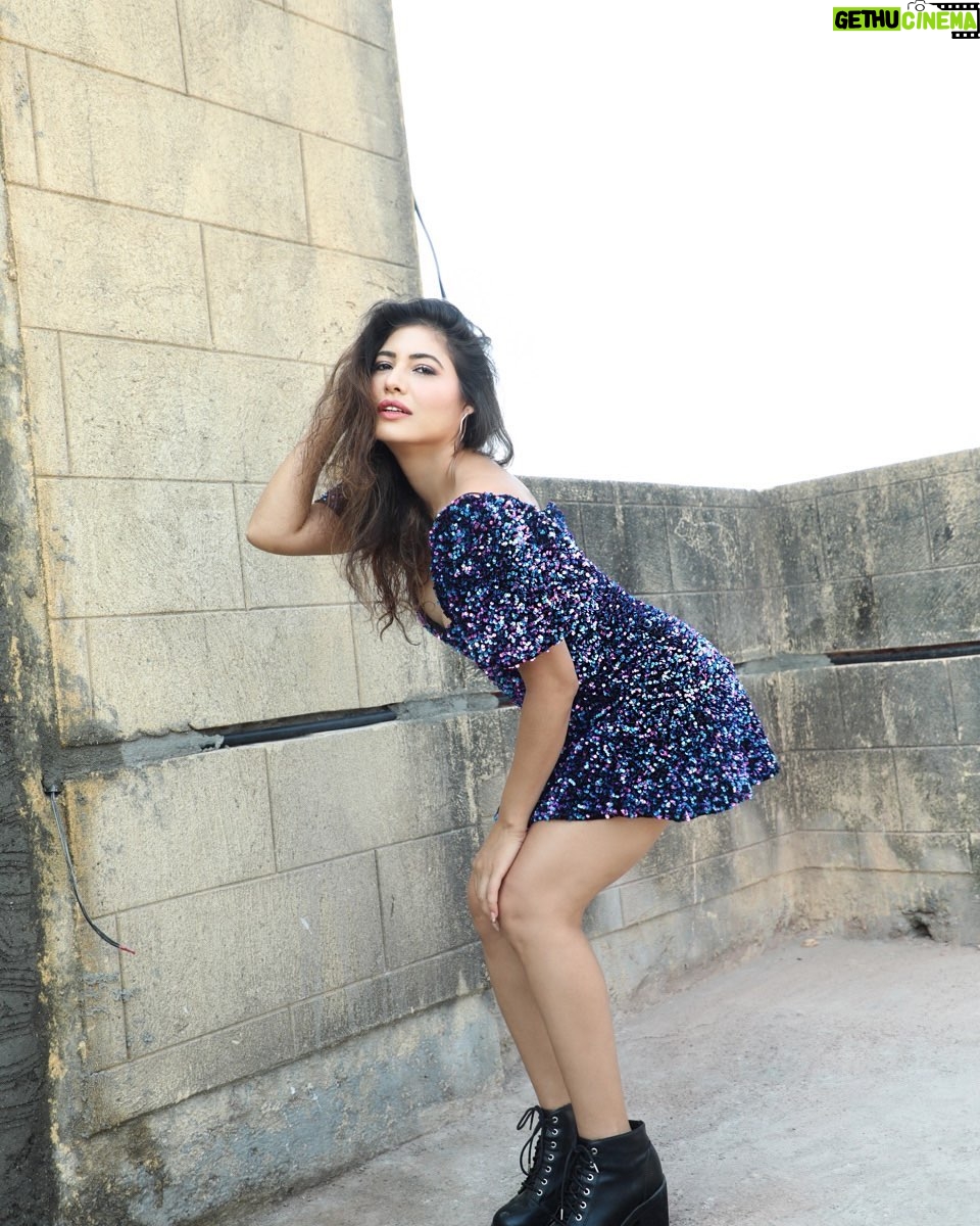 Actress Poonam Rajput HD Instagram Photos and Wallpapers March 2021 ...