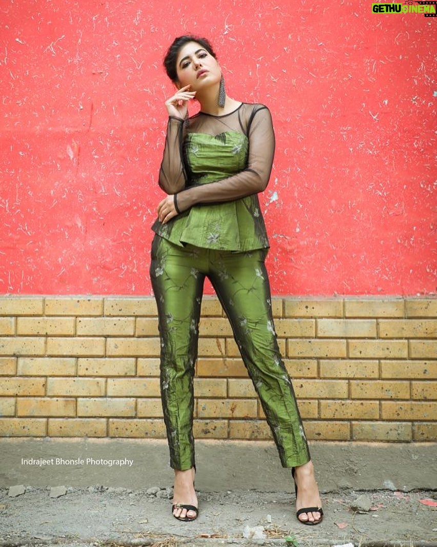 Actress Poonam Rajput HD Instagram Photos and Wallpapers March 2021 ...