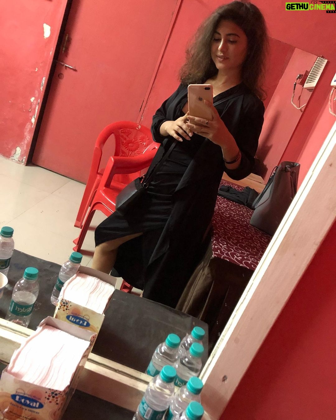 Poonam Rajput Instagram – Shooting for next! 🎶🤨😉 On set! #instagood # ...