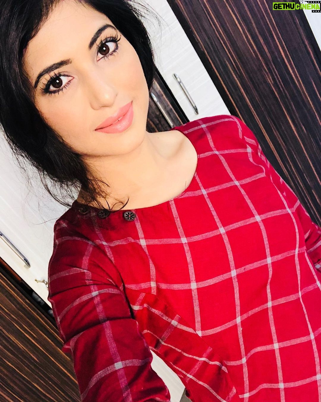 Poonam Rajput Instagram – | Gethu Cinema