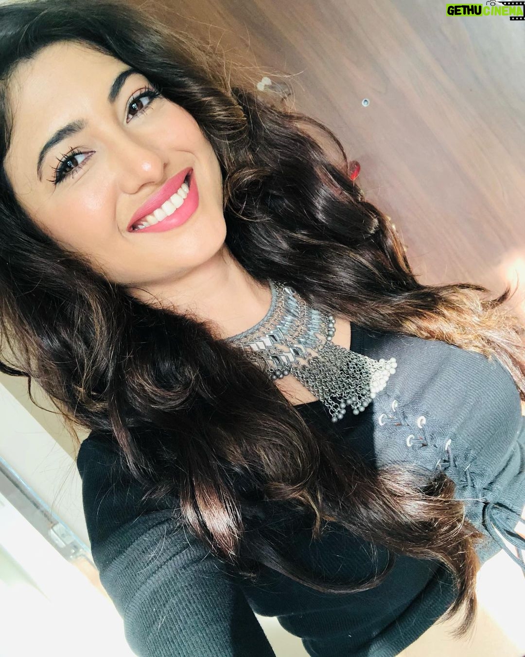 Actress Poonam Rajput HD Instagram Photos and Wallpapers April 2022 ...