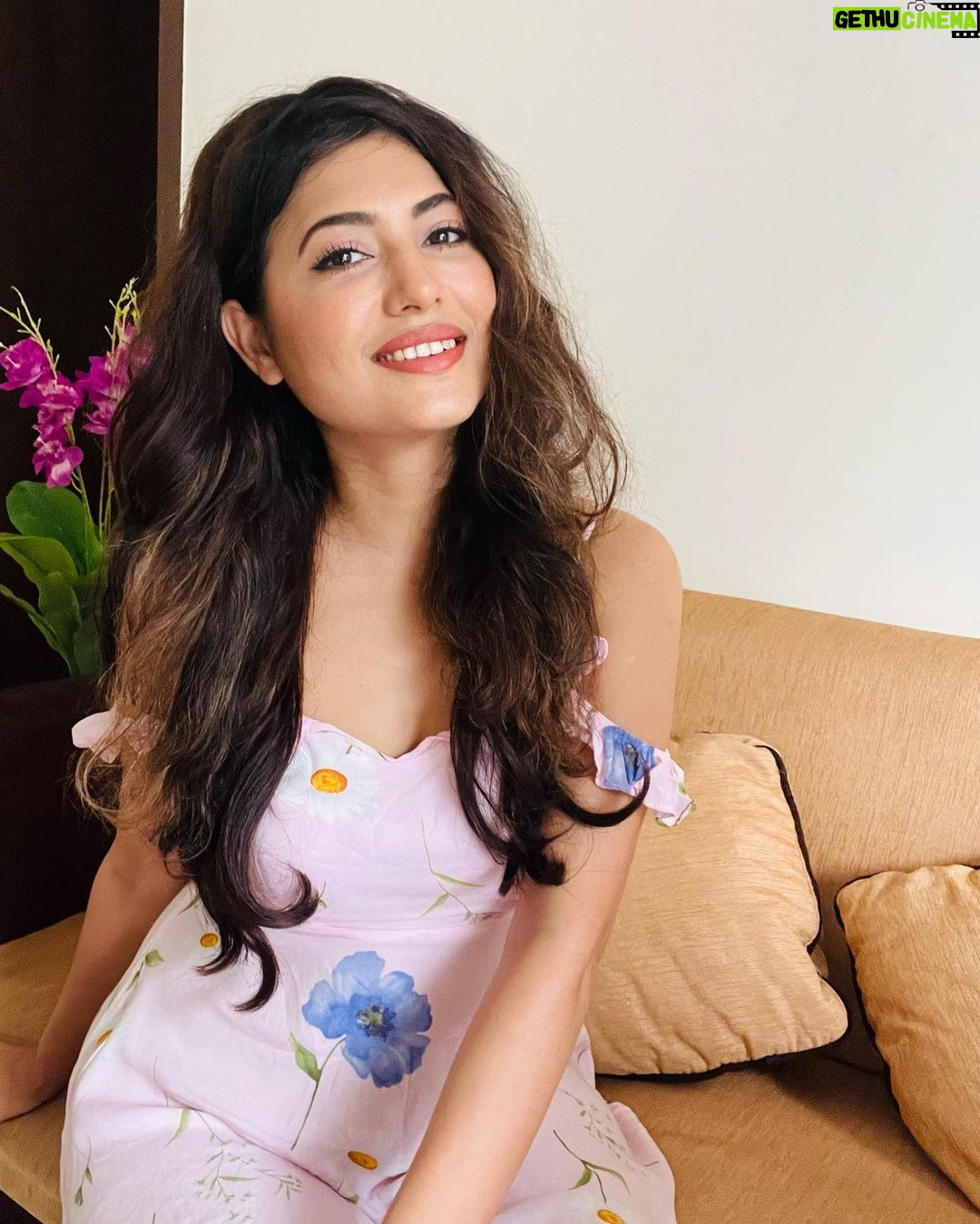 Actress Poonam Rajput HD Instagram Photos and Wallpapers April 2022 ...