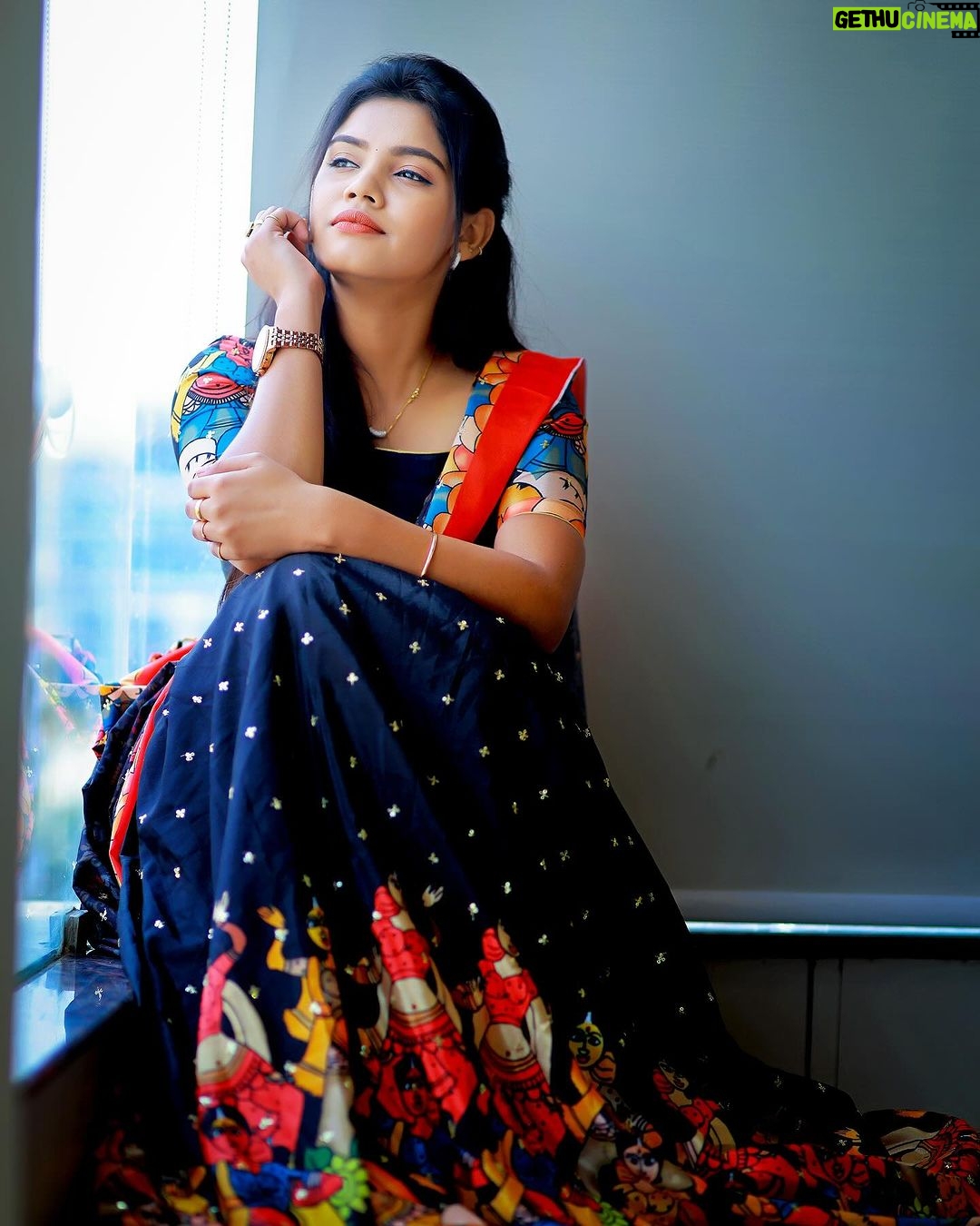 Pranika Dhakshu Instagram – 🖤 . . Outfit : @spans.studio Pc ...