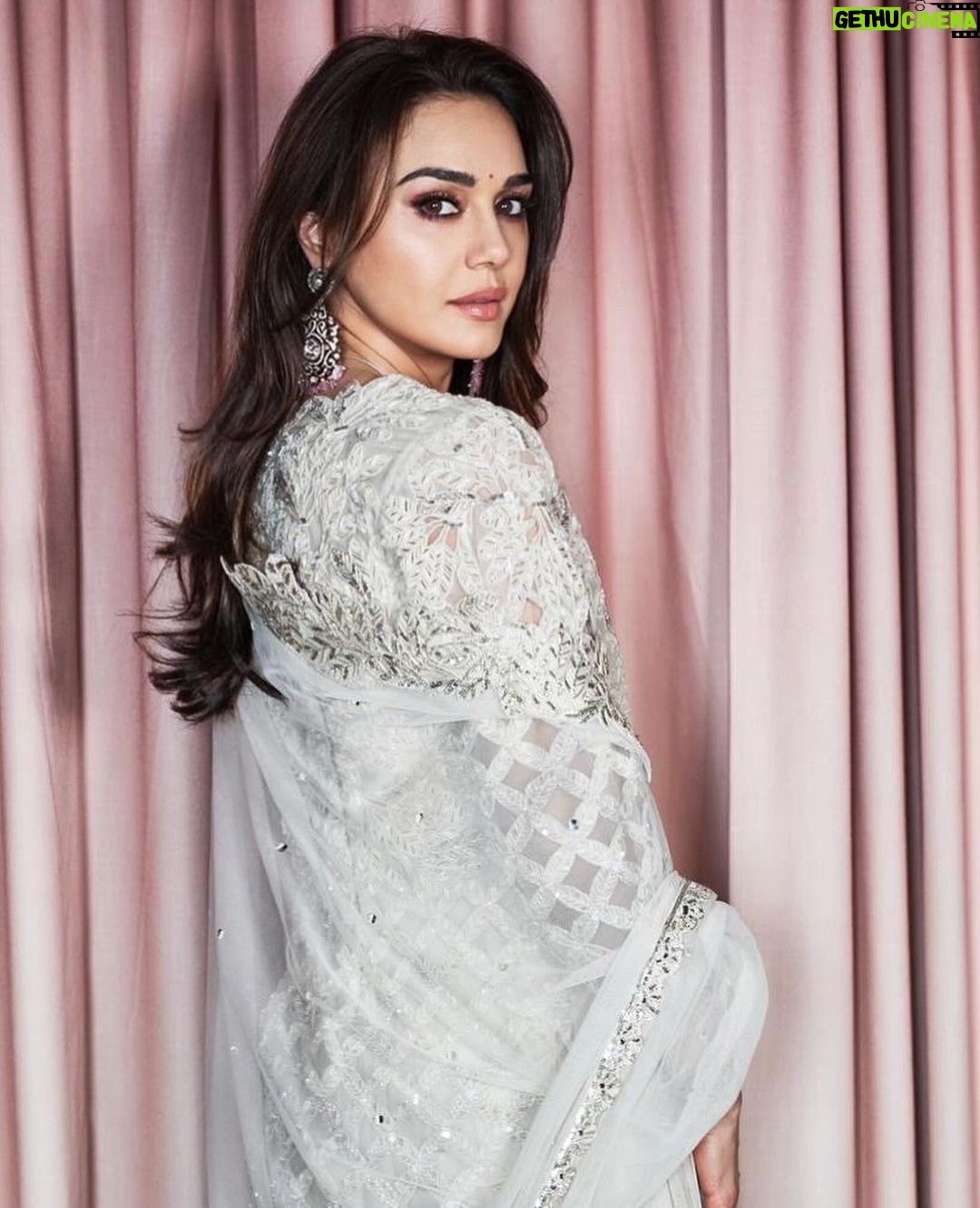 Preity Zinta Instagram – This Diwali let there be light 🪔. #Diwali # ...