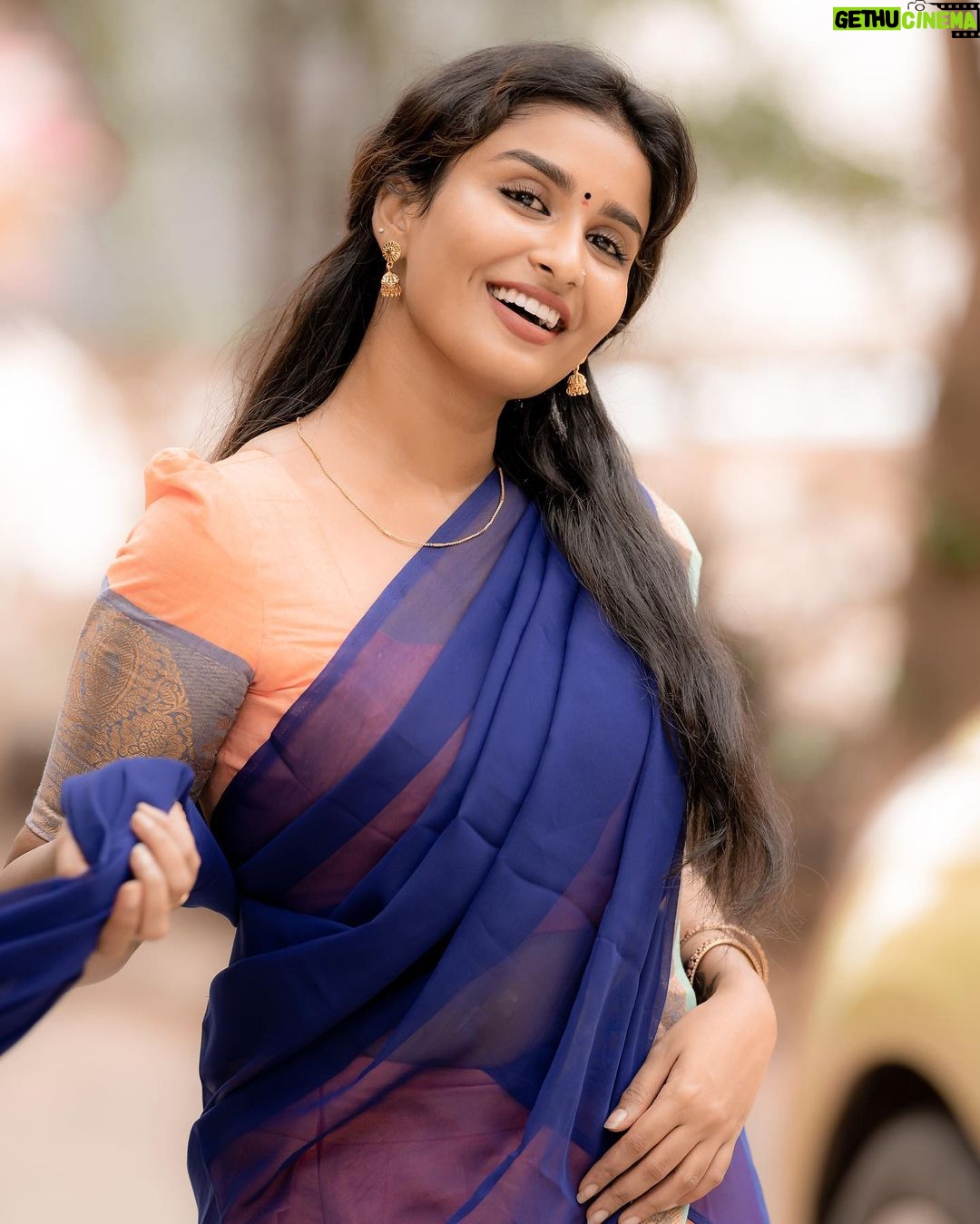 Actress Reshma Muralidharan HD Instagram Photos and Wallpapers July ...