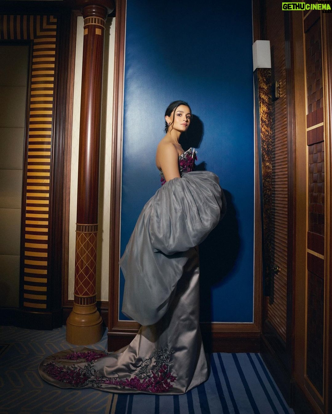 Producer Rhea Kapoor HD Instagram Photos and Wallpapers December 2023 ...