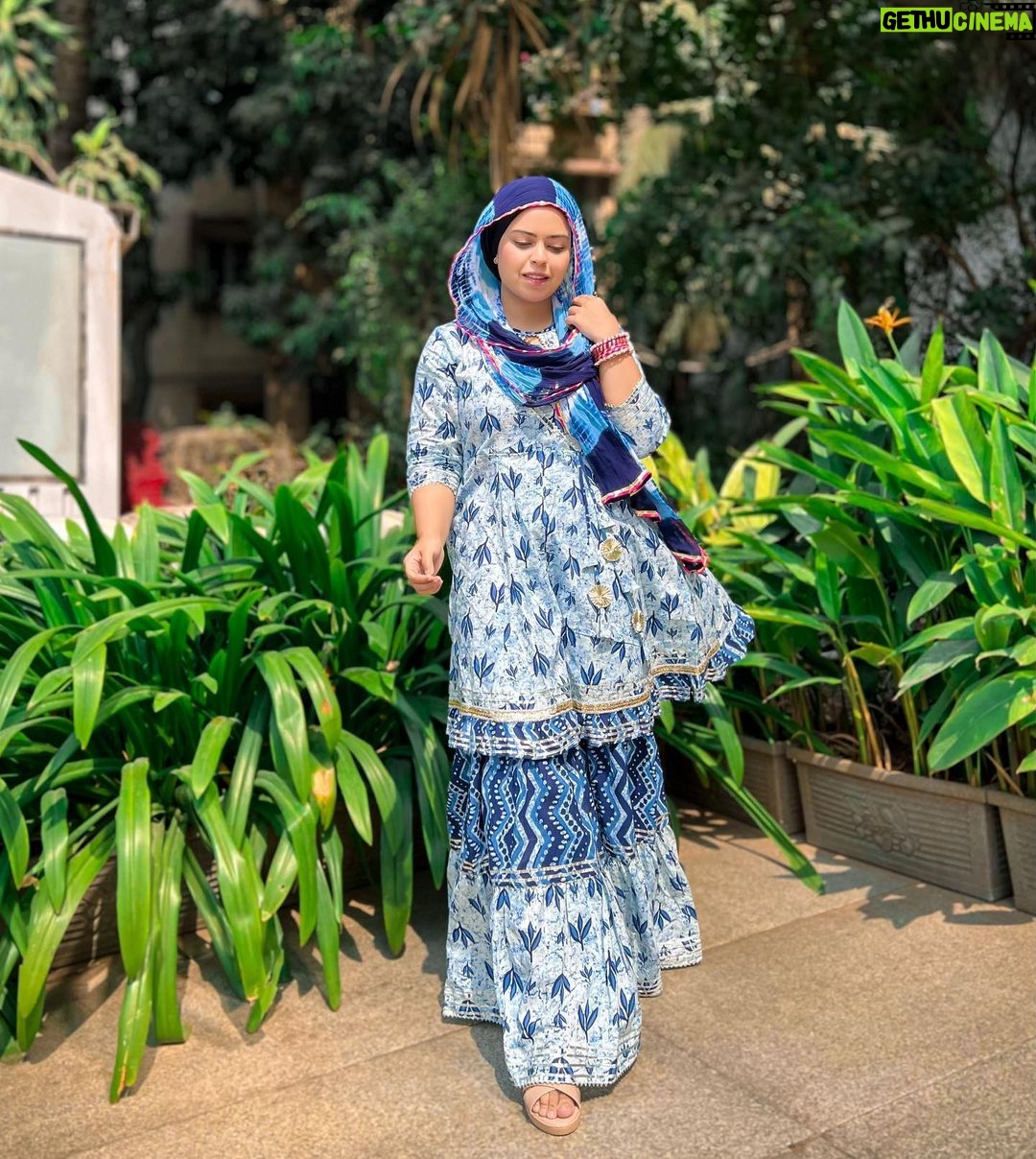 Saba Ibrahim Instagram – Maana ki sadgi ka daur nahi.. Lekin saadgi se ...