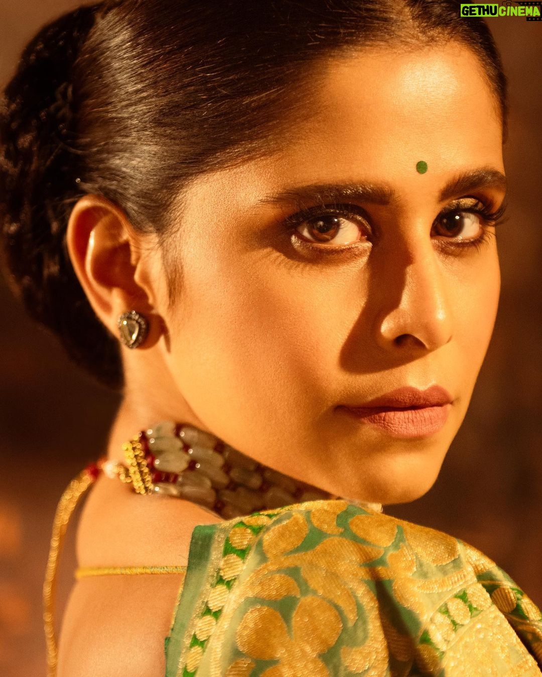 Sai Tamhankar Instagram – Happy Diwali 🪔! #saitamhankar #diwali # ...