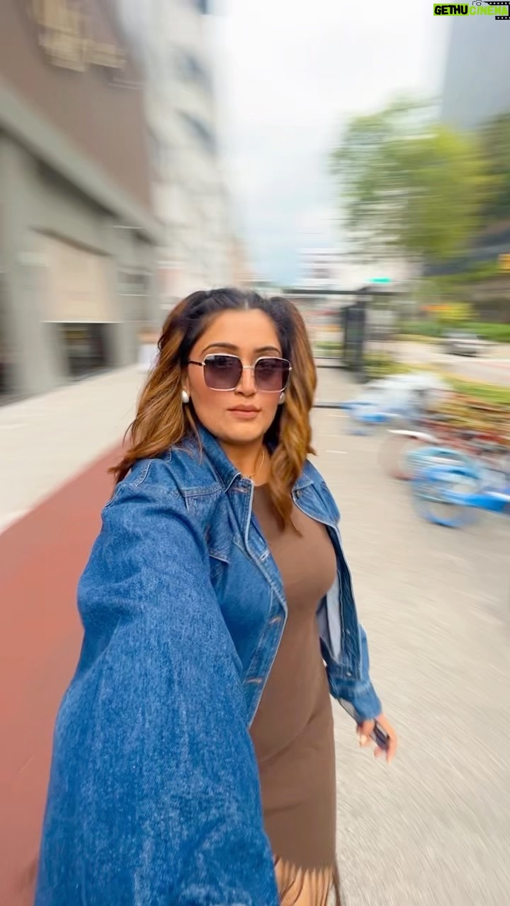 Shireen Mirza Instagram – Greeeedy🦥 #makeup #fashion #love #photography ...