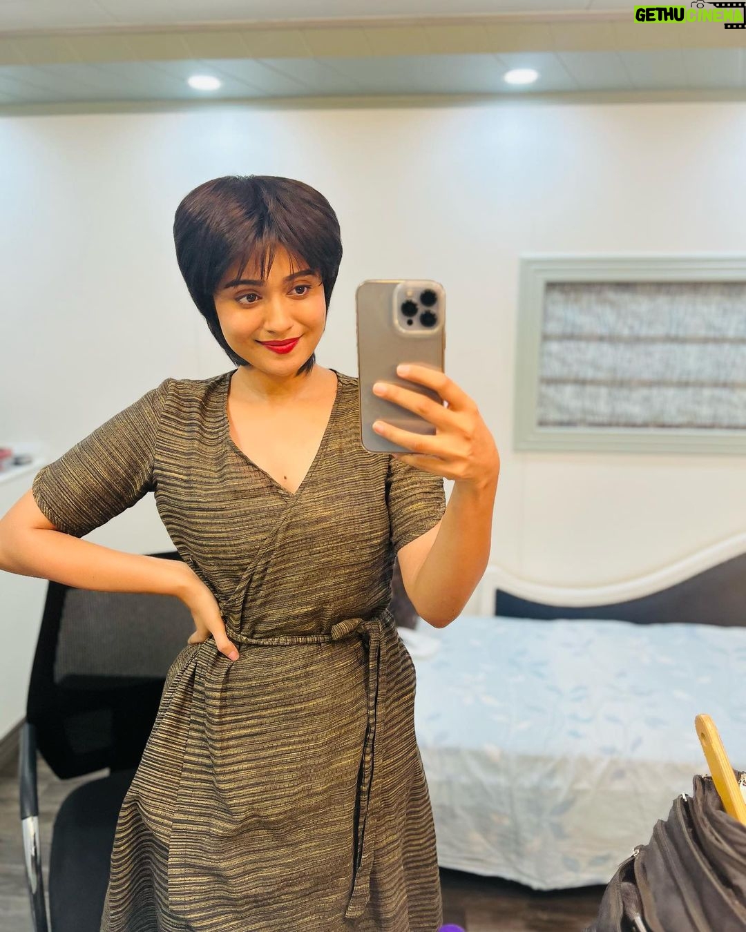 Actress Shraddha Dangar HD Instagram Photos and Wallpapers December ...