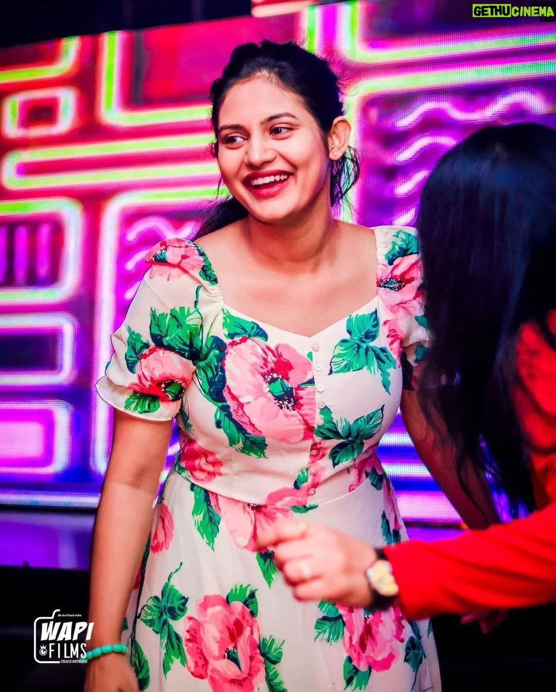 Sradha Panigrahi Instagram – 😄 | Gethu Cinema