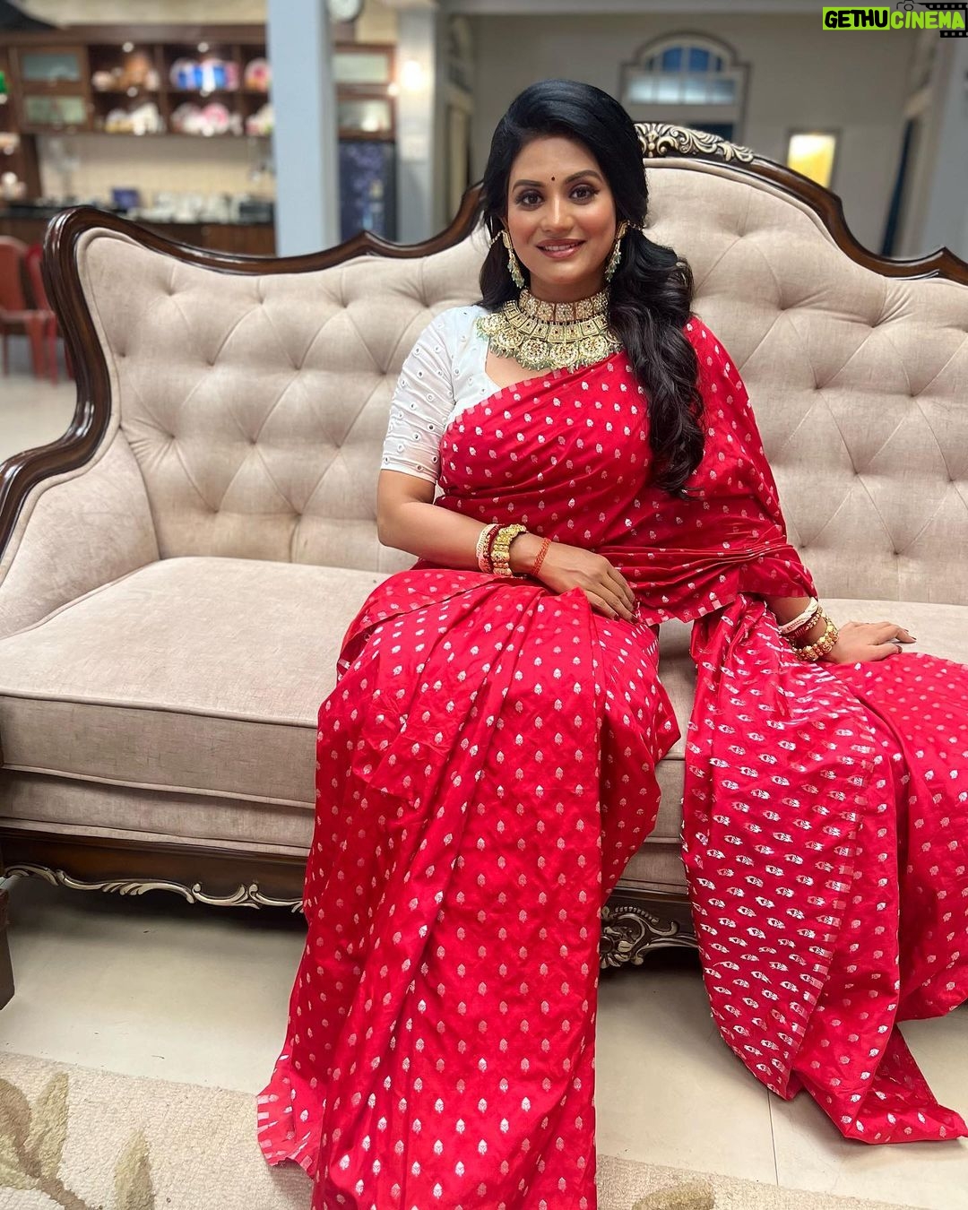 Actress Sradha Panigrahi HD Instagram Photos and Wallpapers October ...