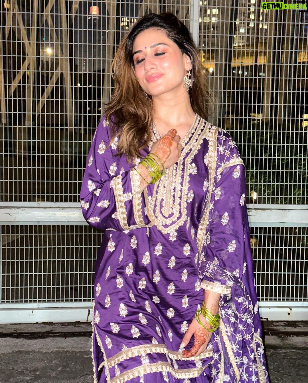 Uditi Singh Instagram – Here’s to love, light & ladoos…🪔💜 Thank you ...