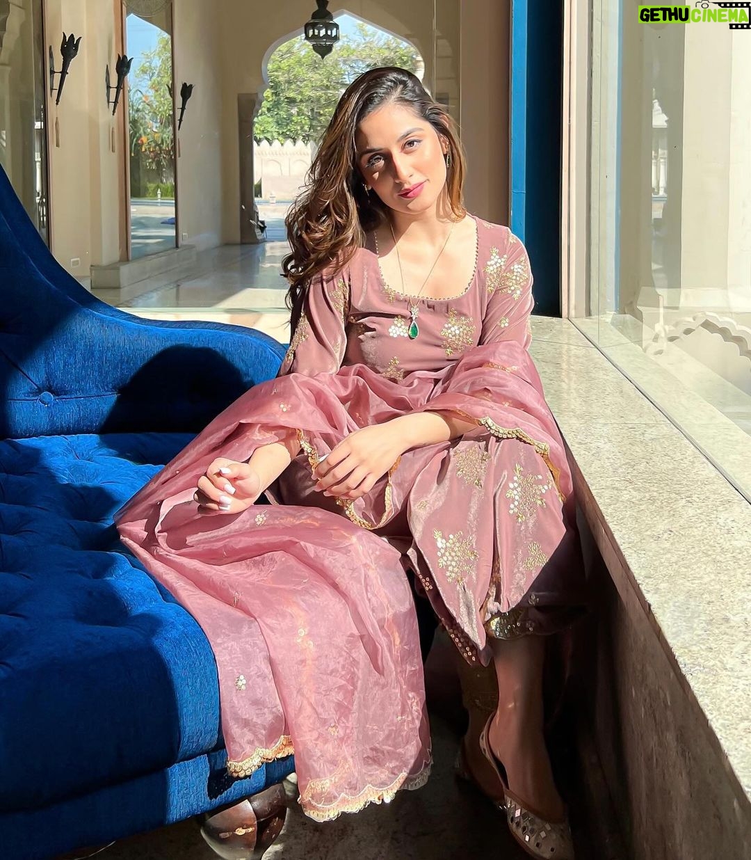 Uditi Singh Instagram – Velvet szn ️🤌🏻 Fairmont, Jaipur | Gethu Cinema