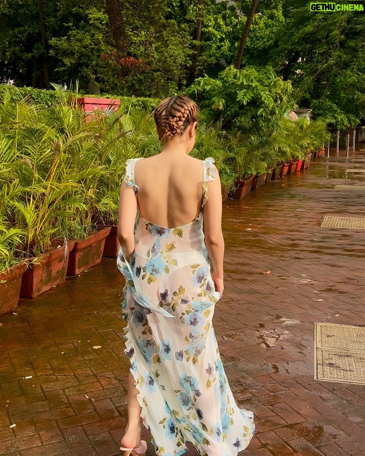 Urfi Javed Wiki, Biography, Age, Gallery, Spouse and more