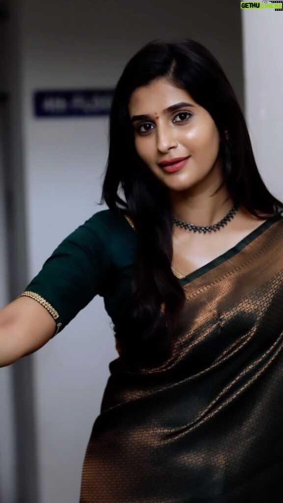 Actress Vaishu Sundar HD Instagram Photos and Wallpapers May 2023 ...