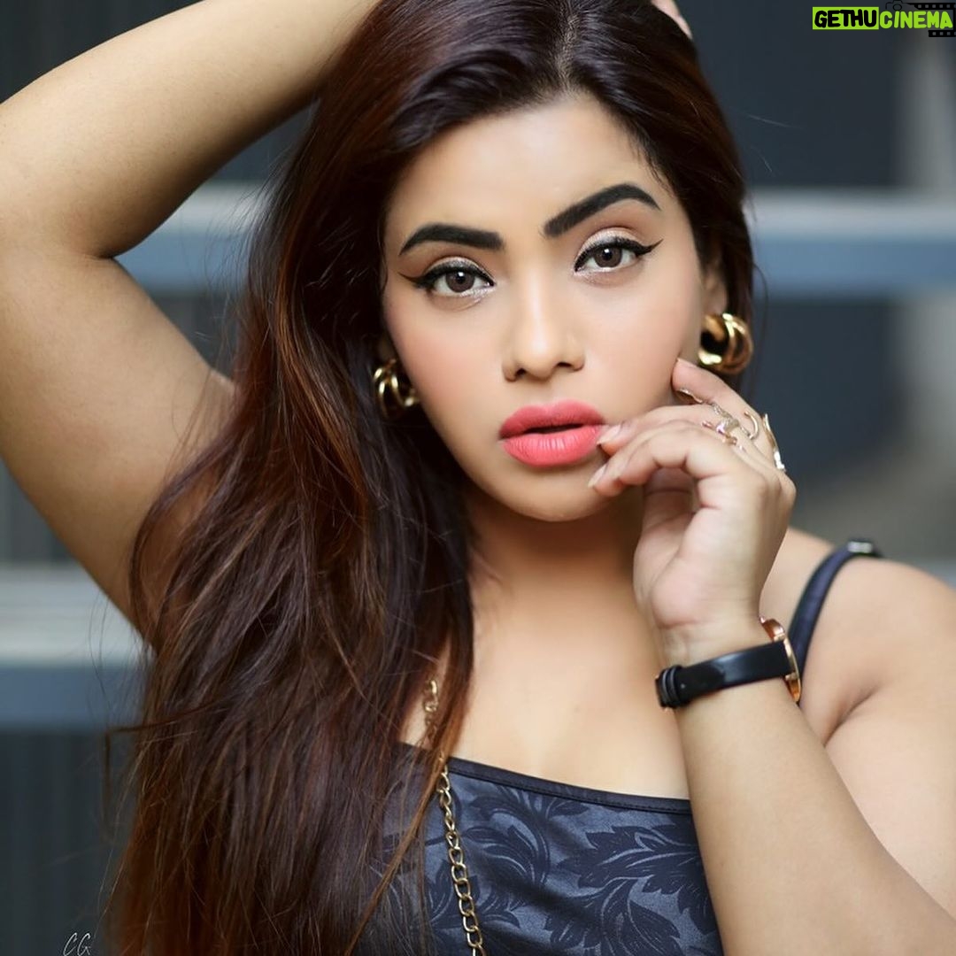 Aasma Sayed Instagram – Snakes and #ladders #black #black # 🖤 #2024 # ...