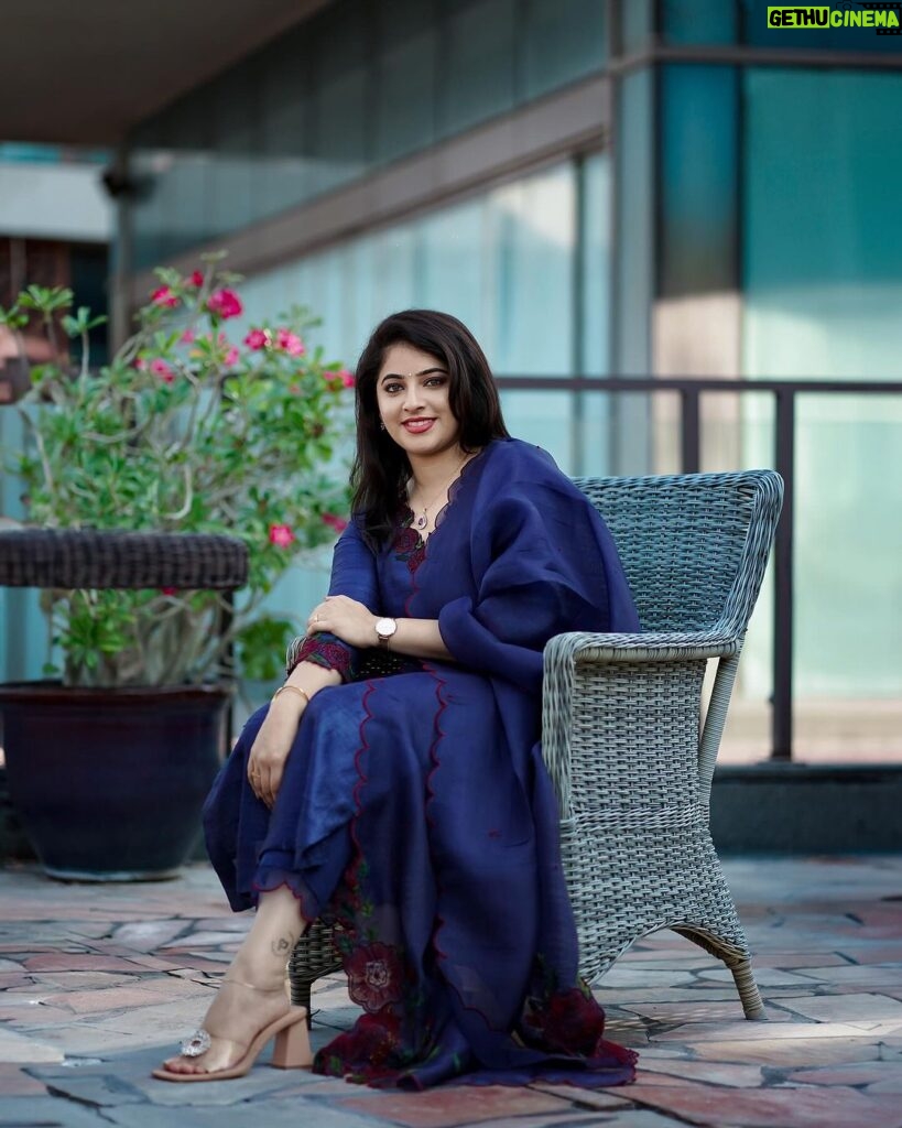 Actress Aima Rosmy Sebastian HD Instagram Photos and Wallpapers ...