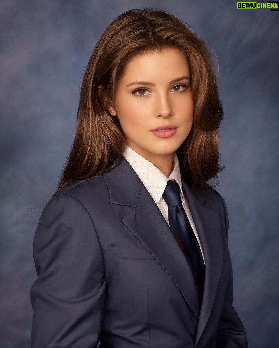 Actress Amanda Cerny HD Instagram Photos and Wallpapers October 2023 ...