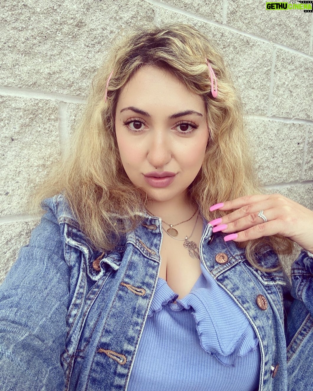 Actress Angela Zahra HD Instagram Photos and Wallpapers September 2023 ...