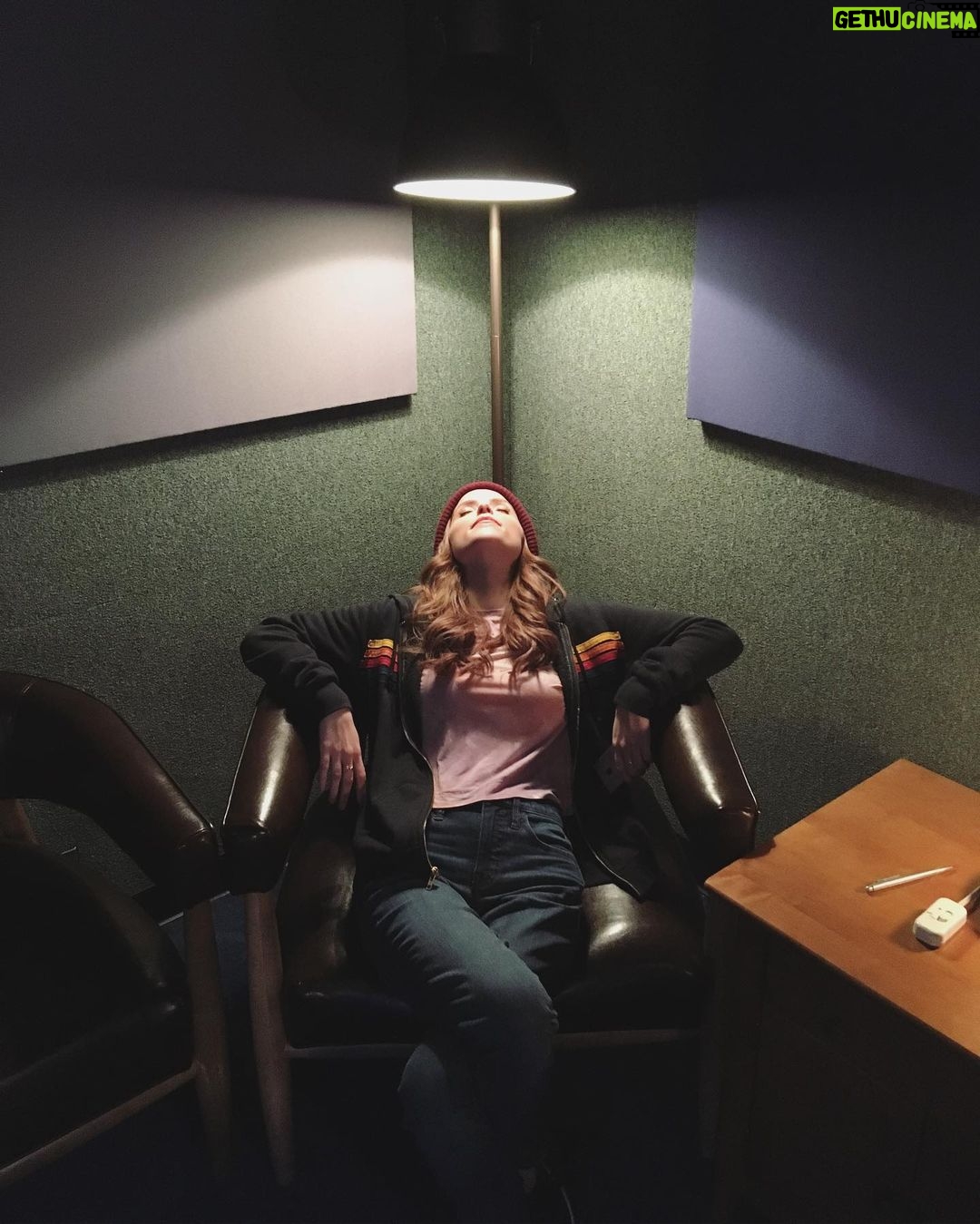 Anna Kendrick Instagram – light me up | Gethu Cinema