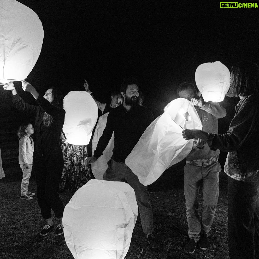 Bianca Roe Instagram – Wish lanterns.. @villamagnan @channon_roe they ...