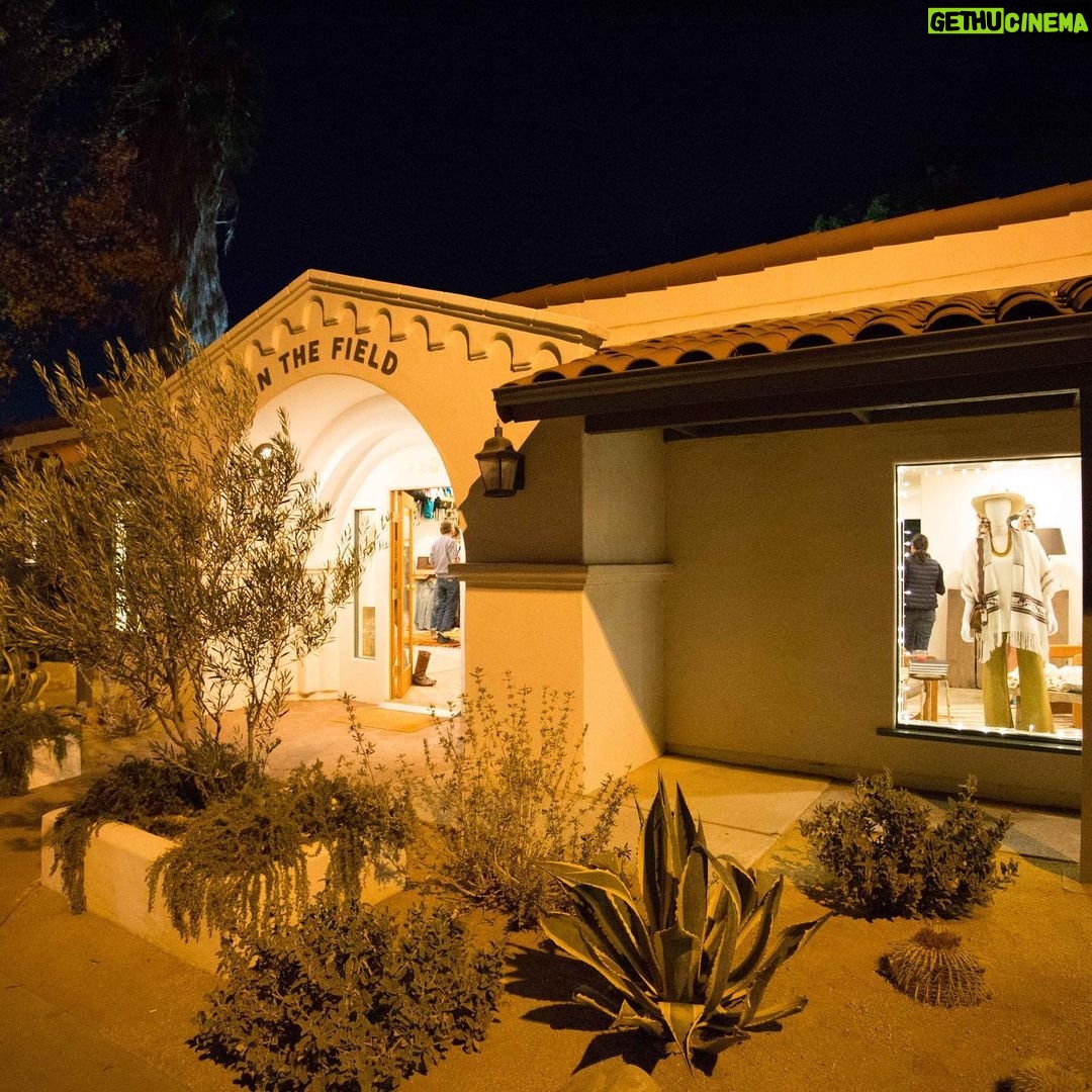 Bianca Roe Instagram – We put the Bounce in House! Come let your hair ...