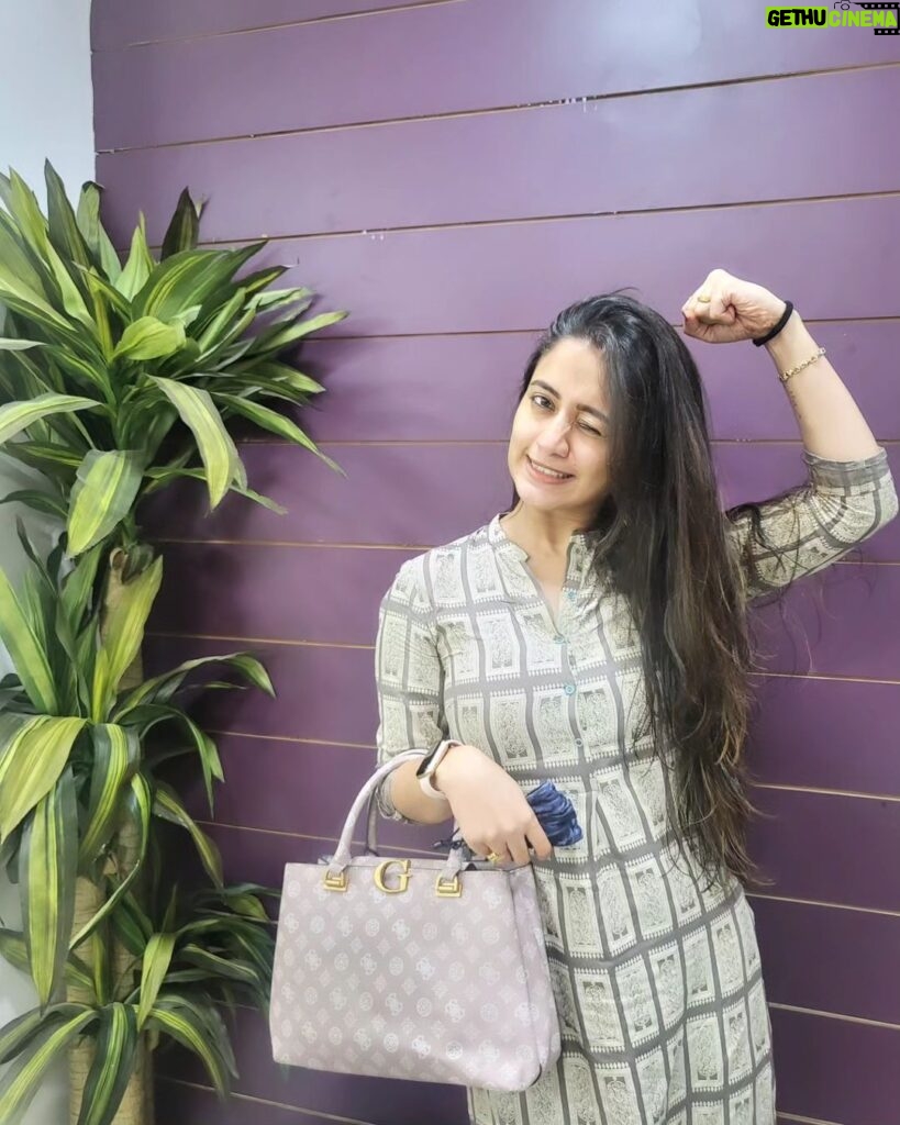 Actress Elina Samantray HD Instagram Photos and Wallpapers December ...