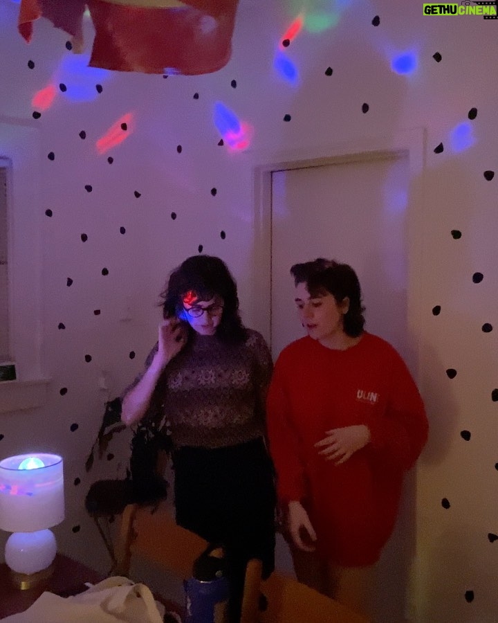 Finn Wolfhard Instagram – Emo hours watching some of my best friends ...