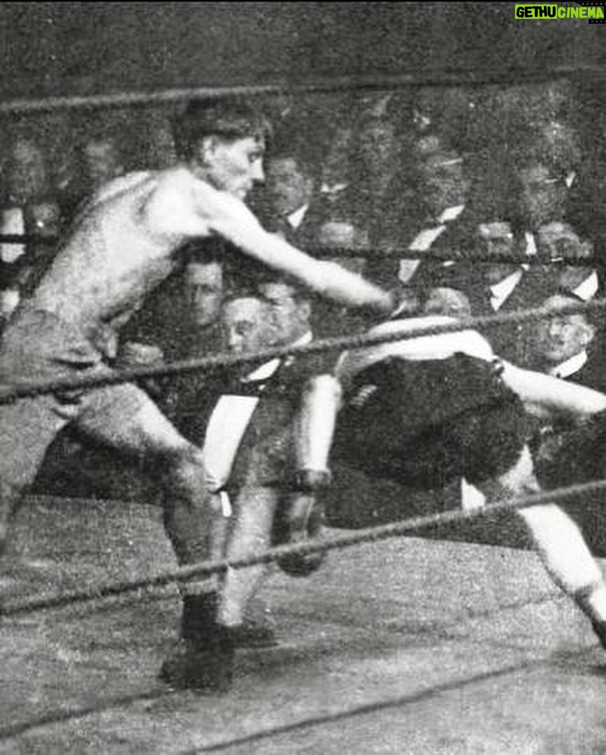 Frank Stallone Jr. Instagram – This is the greatest flyweight in ...