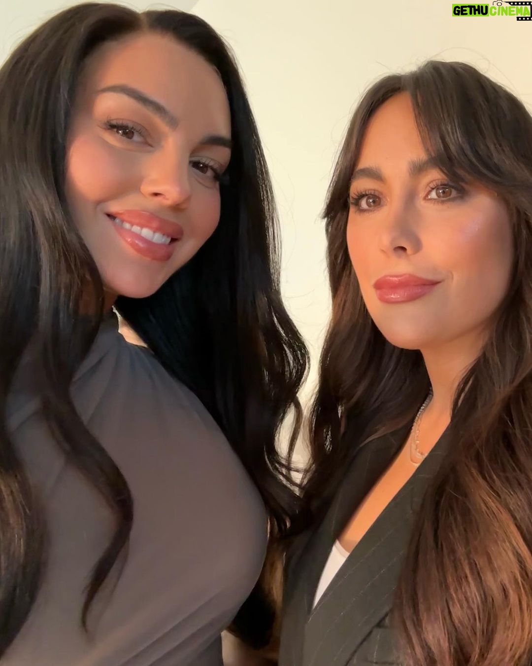 Georgina Rodríguez Instagram – Un bonito día de trabajo 💖 @alo #ad ...