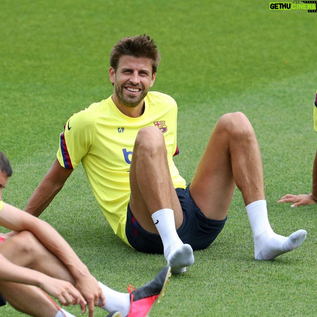 Gerard Piqué Instagram – 😄 | Gethu Cinema