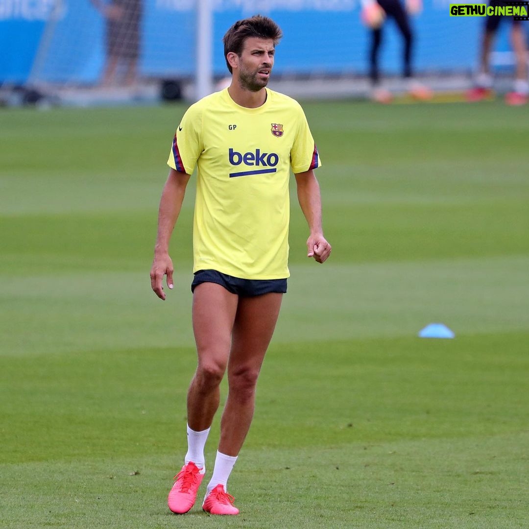 Gerard Piqué Instagram – 😄 | Gethu Cinema