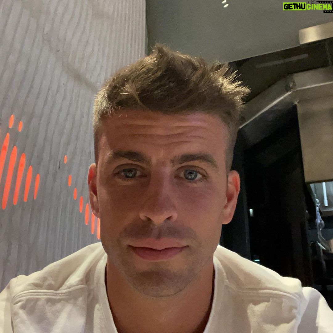 Gerard Piqué Instagram – Lunch time. | Gethu Cinema