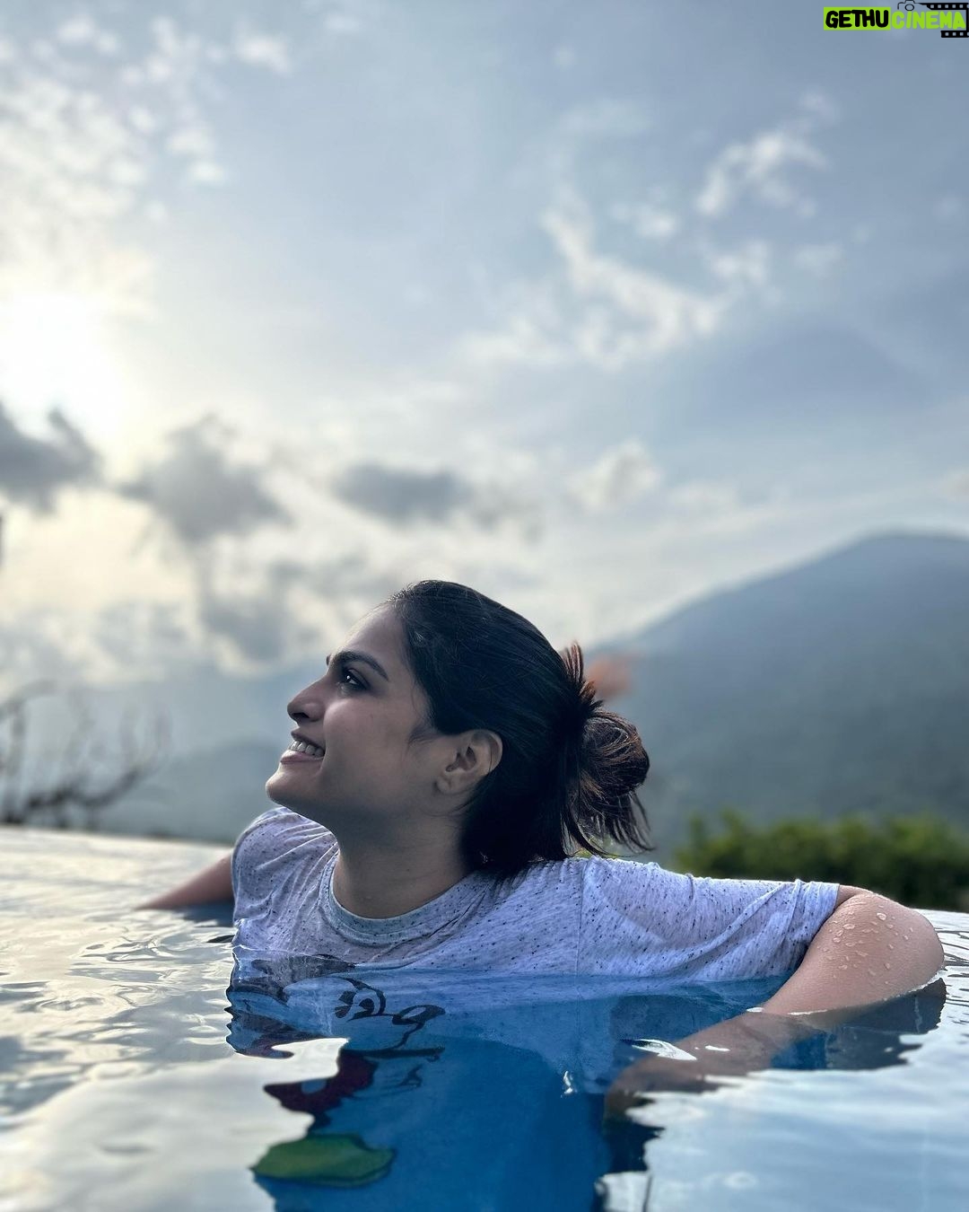 Gopika Ramesh Instagram – PoV: you scrolled my Munnar album 🫶🏻 | Gethu ...