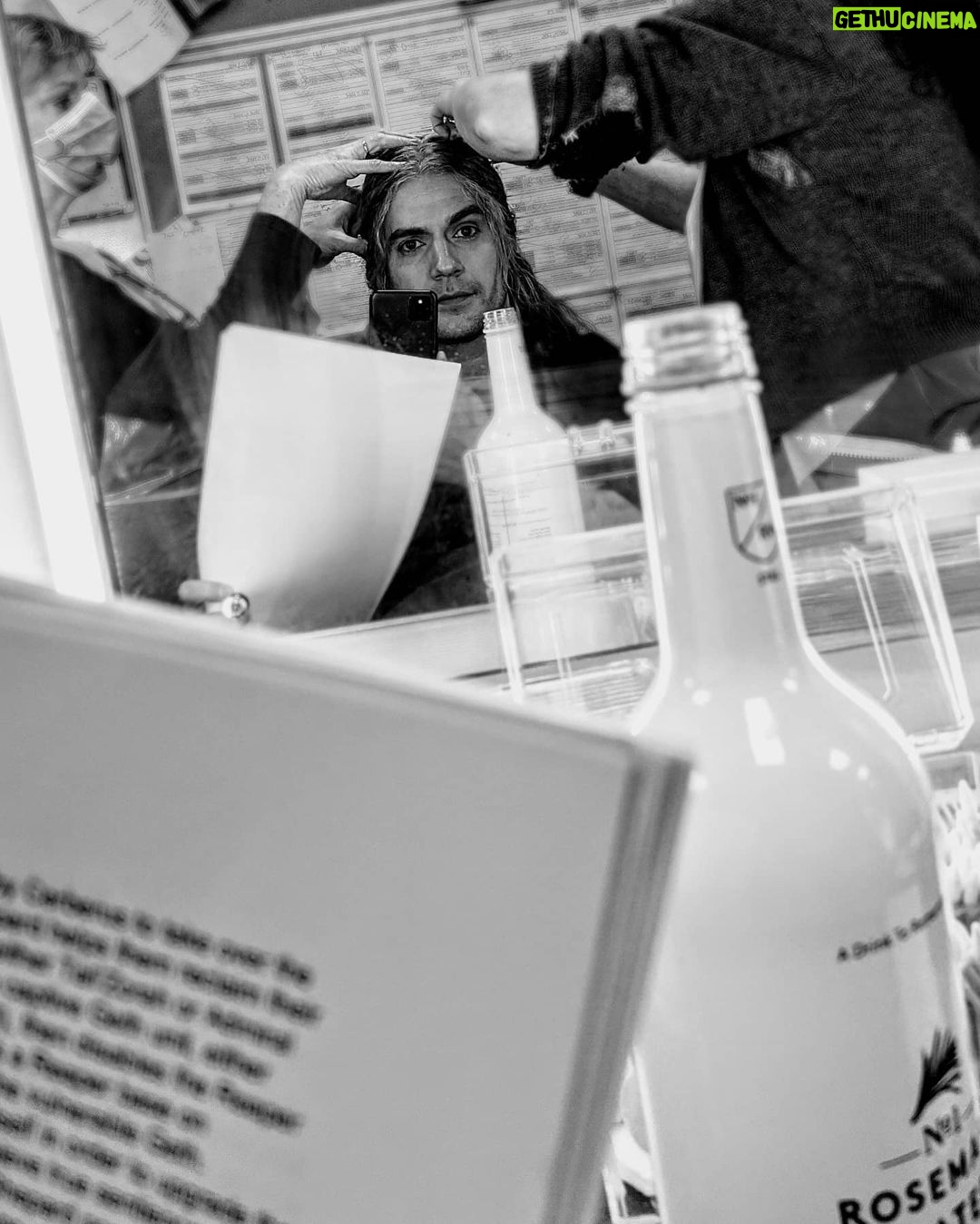 Henry Cavill Instagram – Secret project? Or just a handful of paper ...