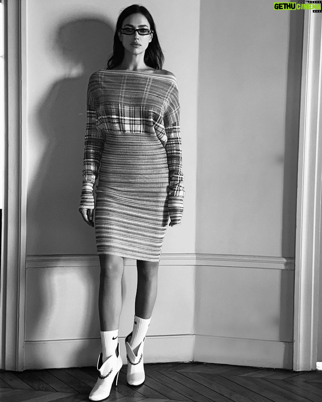 Irina Shayk Instagram – Paris 🖤 | Gethu Cinema