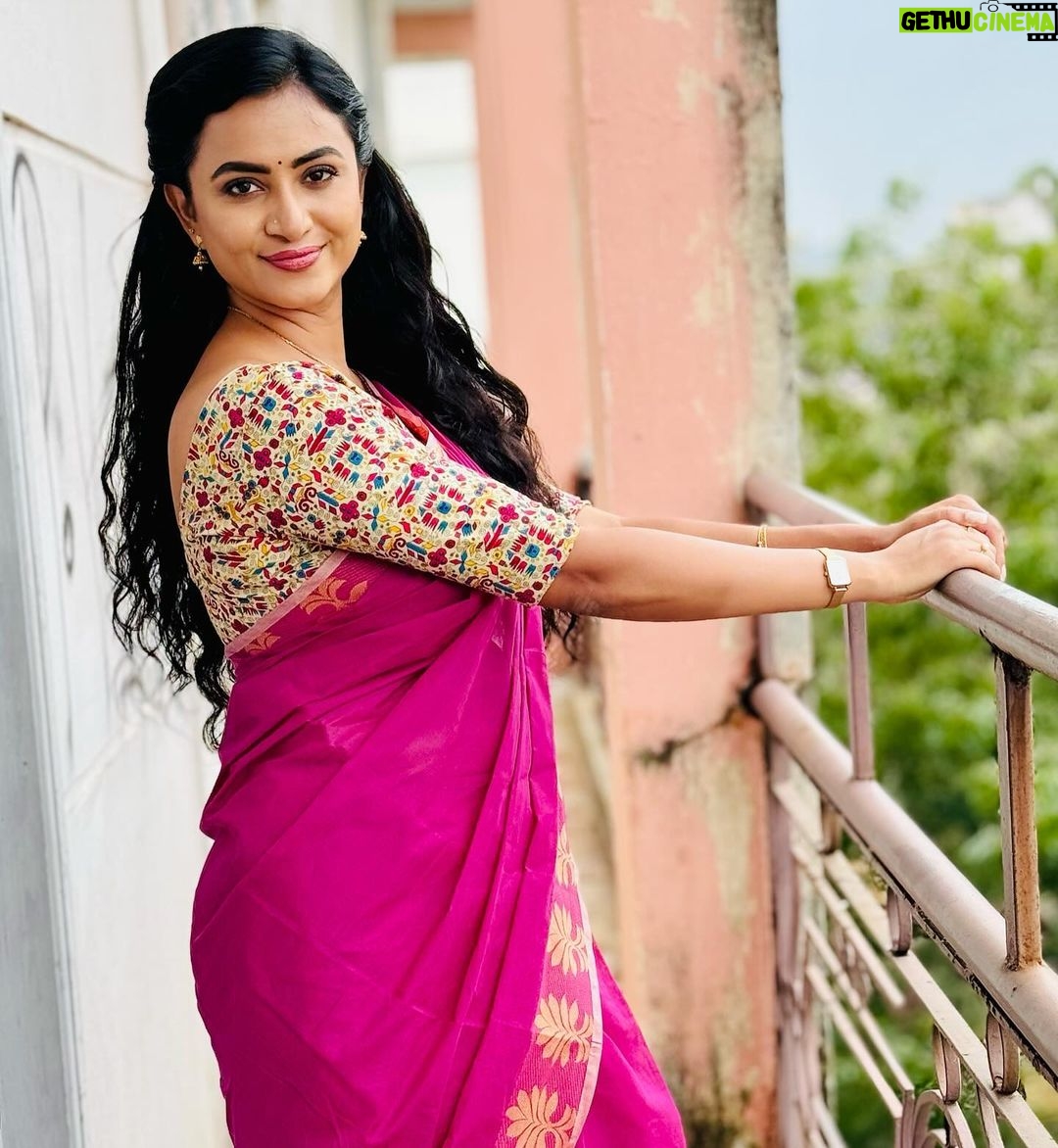 Janani Ashok Kumar Instagram – 💝 #idhayam #beingbharathi Chennai, India ...