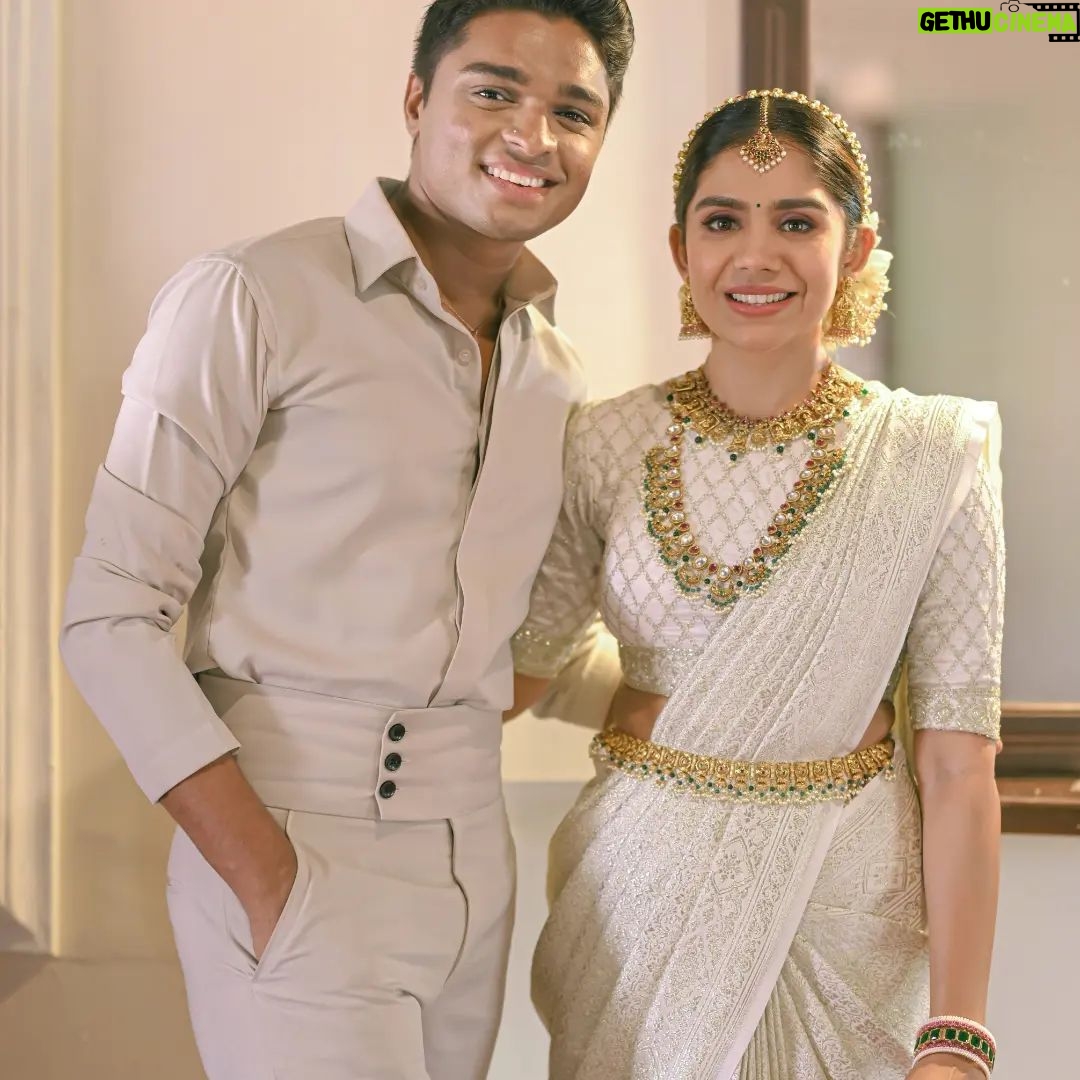 Jisma Jiji Instagram – PEOPLE BEHIND OUR BIG DAY Wedding makeup ...