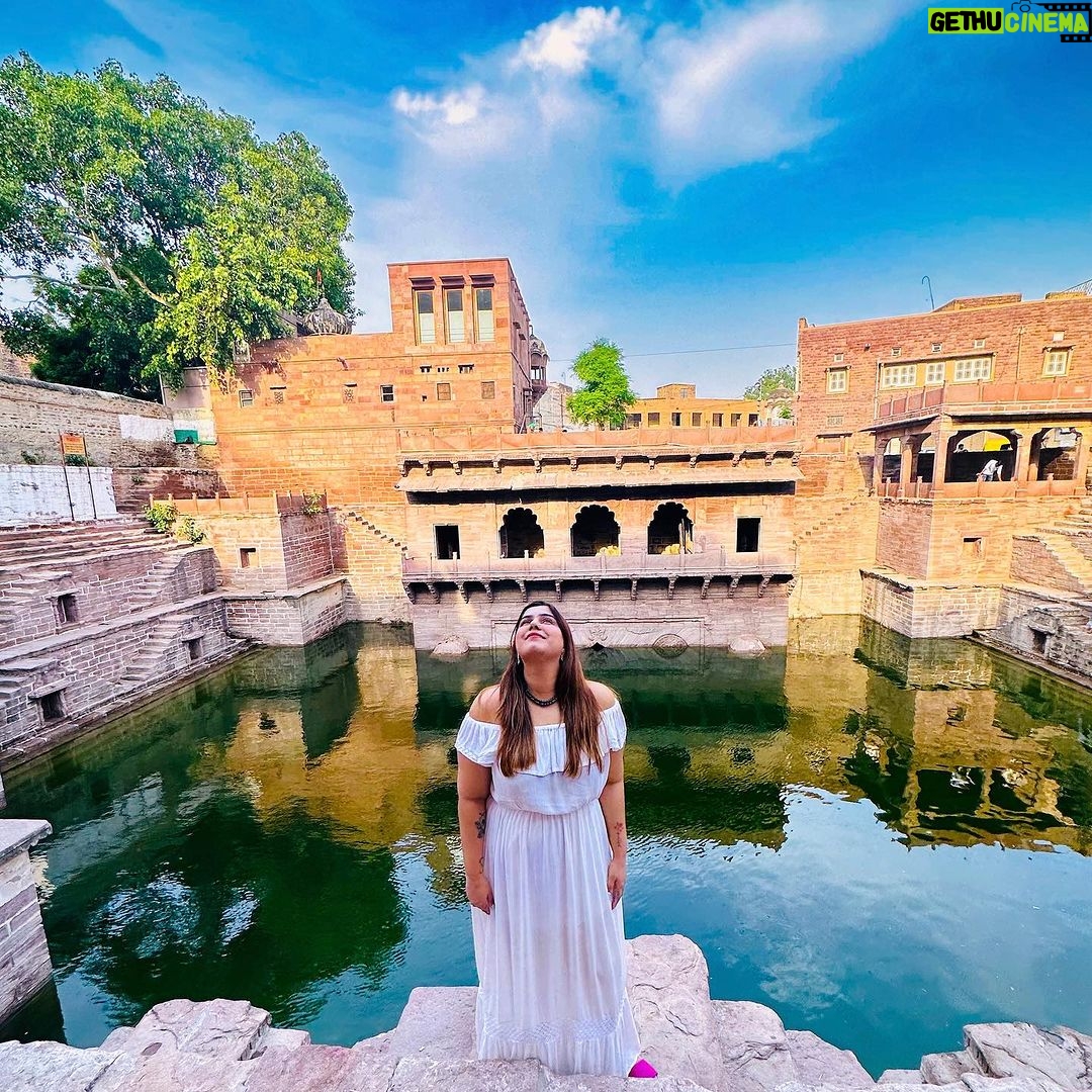 Kanisha Malhotra Instagram – Pinterest wale aesthetics mei aapka swagat ...