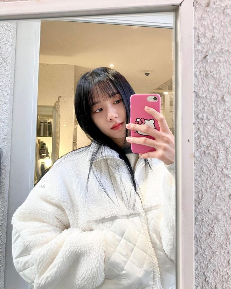 Kim Jisoo Wiki, Biography, Age, Gallery, Spouse and more