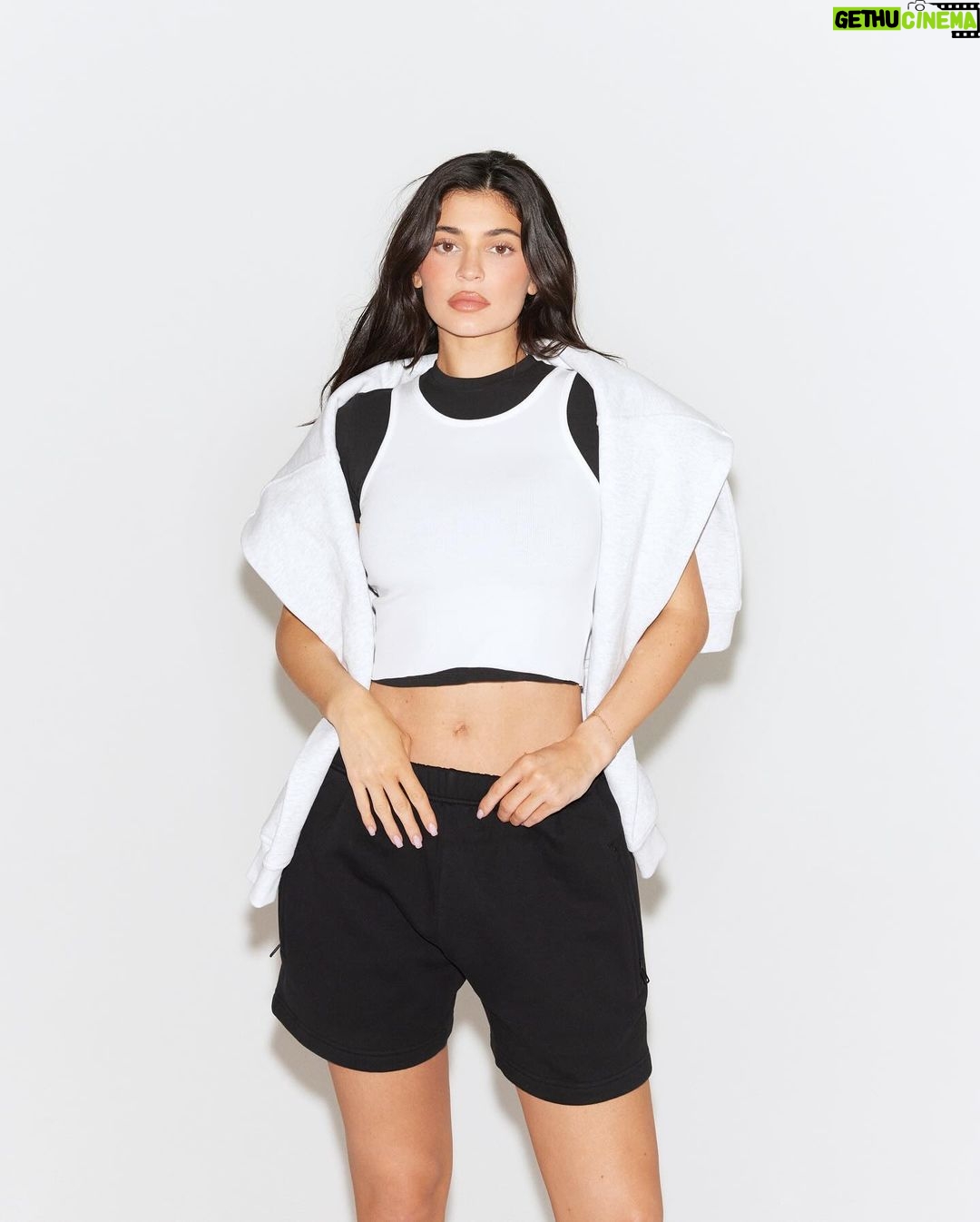 Kylie Jenner Instagram – KHY DROP 003!!!! available NOW on khy.com ♥️♥️ ...