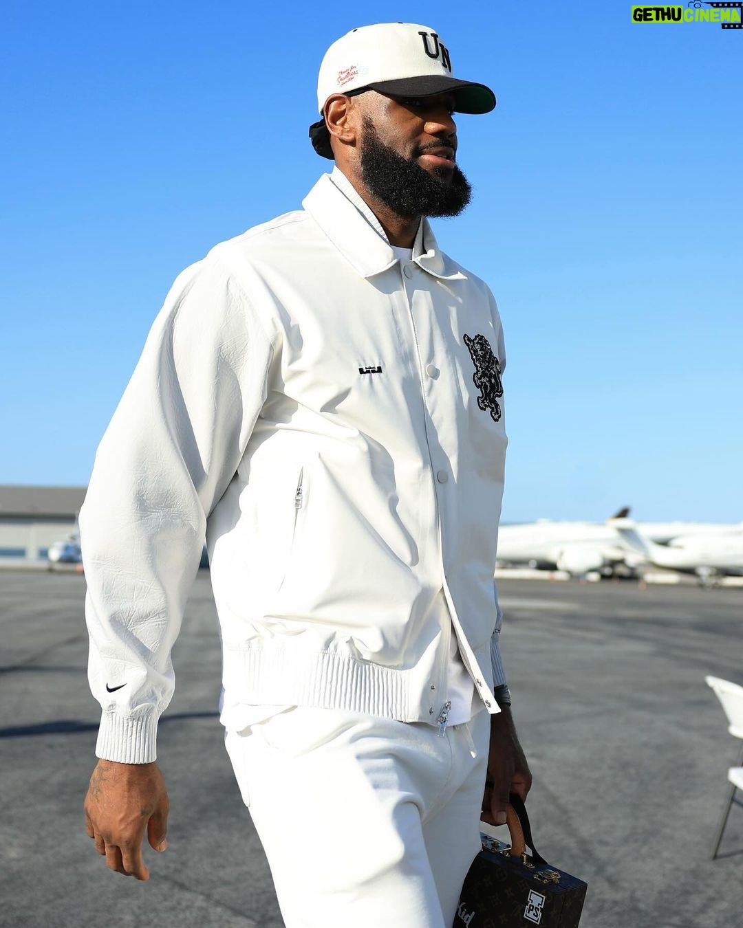 Actor LeBron James HD Instagram Photos and Wallpapers December 2023 ...