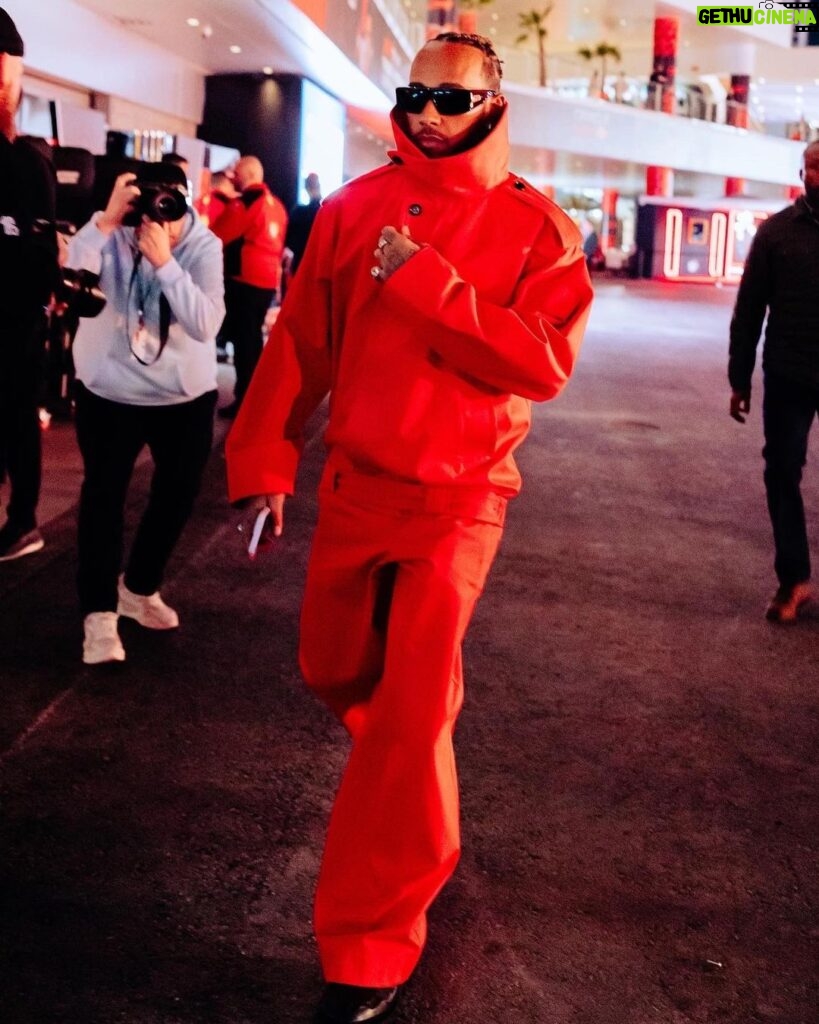 Actor Lewis Hamilton HD Instagram Photos and Wallpapers December 2023 ...